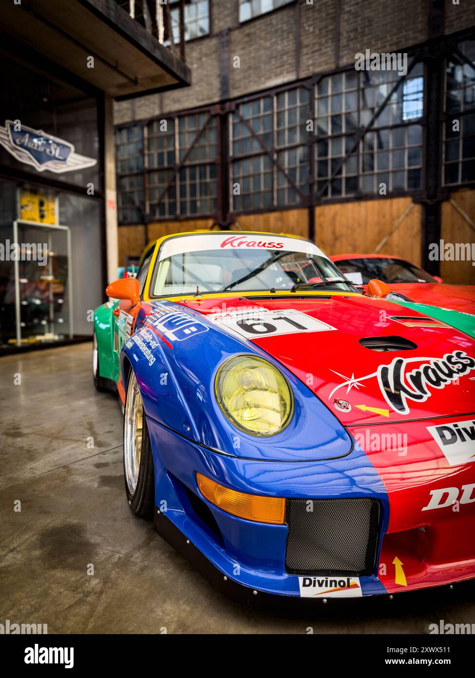 Porsche racecar hi-res stock photography and images - Alamy