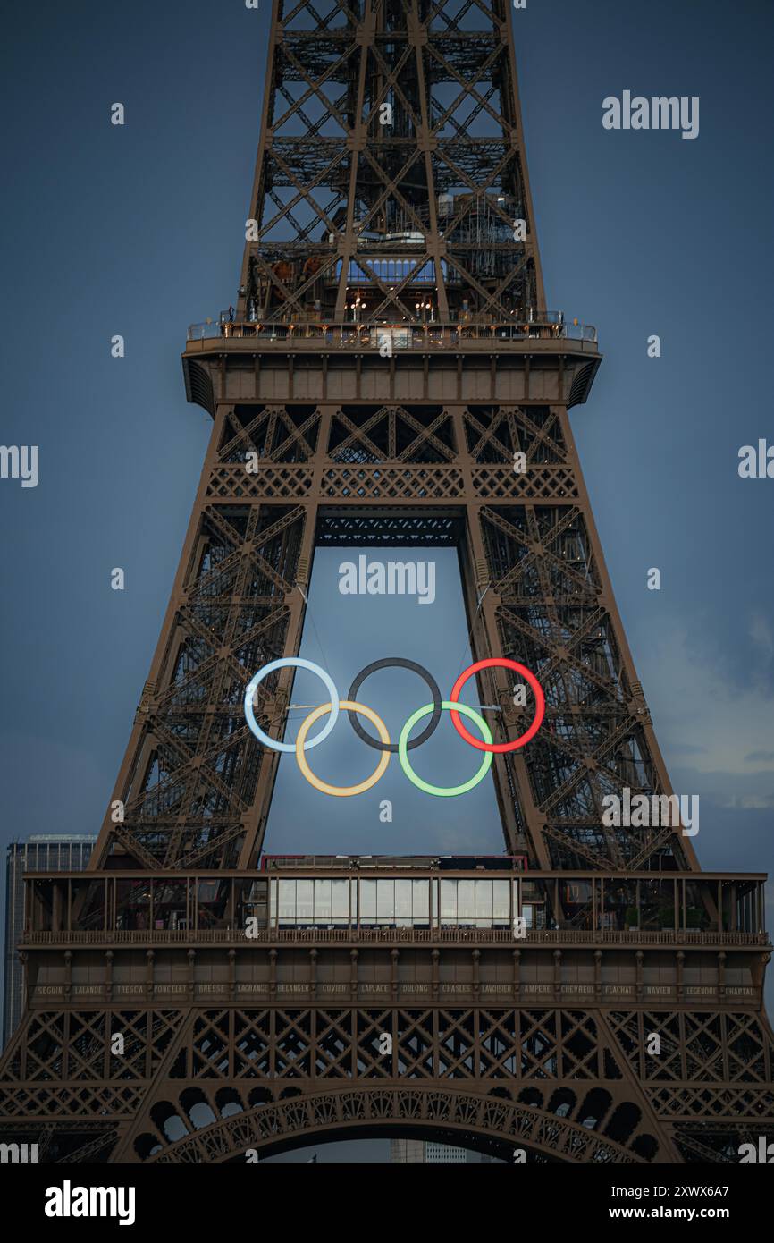 Eiffel tower with the olympic rings during the celebration of hi-res ...