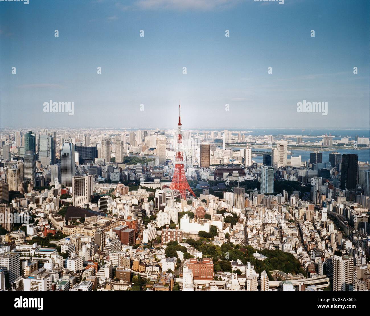 Moderne stadt japan hi-res stock photography and images - Alamy