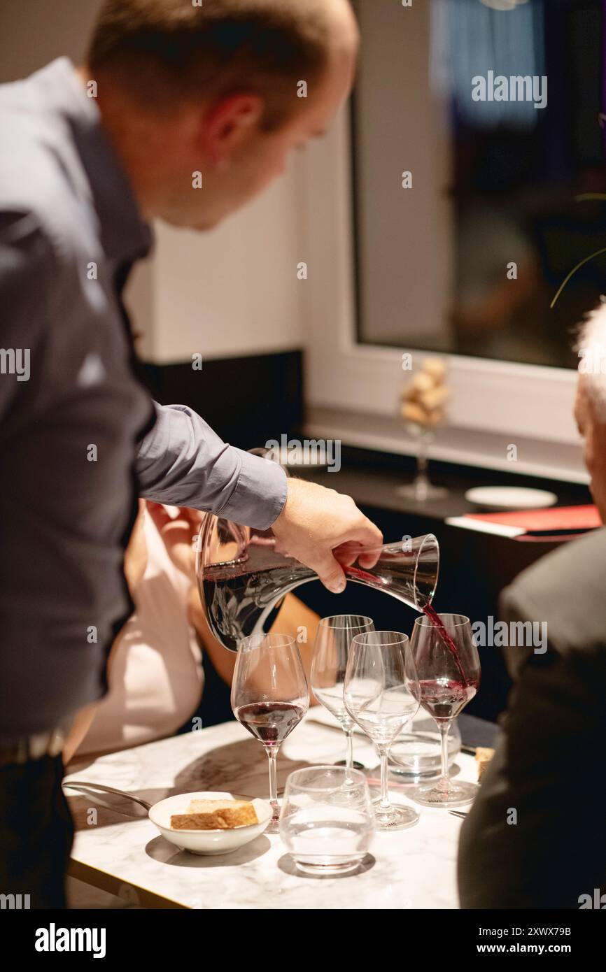 Wine glass crafts hi-res stock photography and images - Alamy