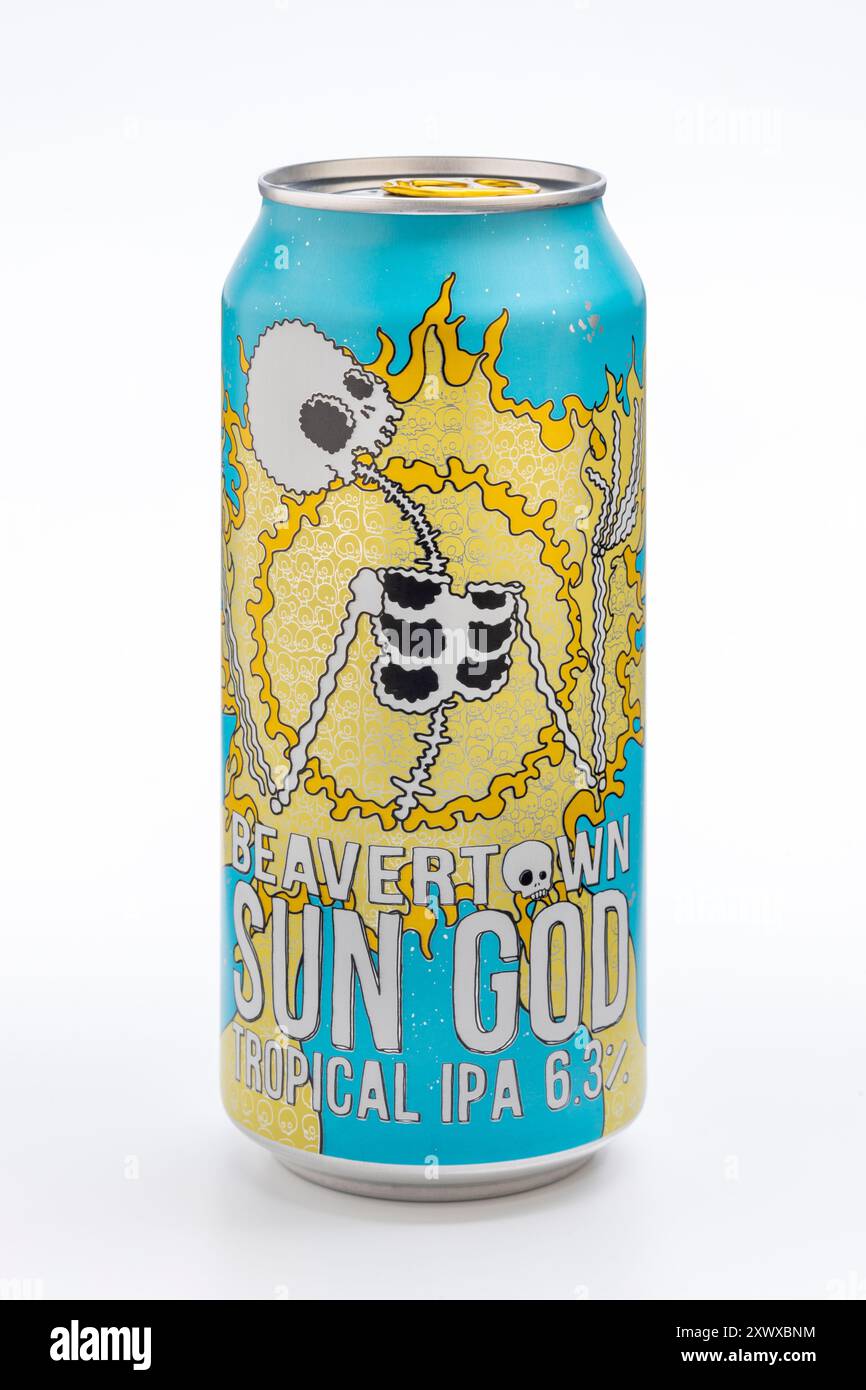 A can of Beavertown Brewery Sun God Tropical IPA Stock Photo - Alamy