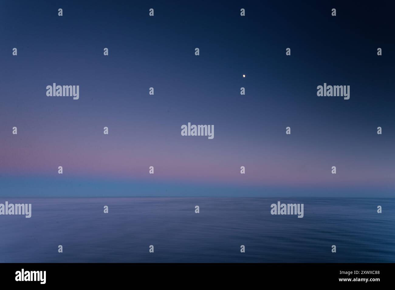 Horizon over earth hi-res stock photography and images - Alamy
