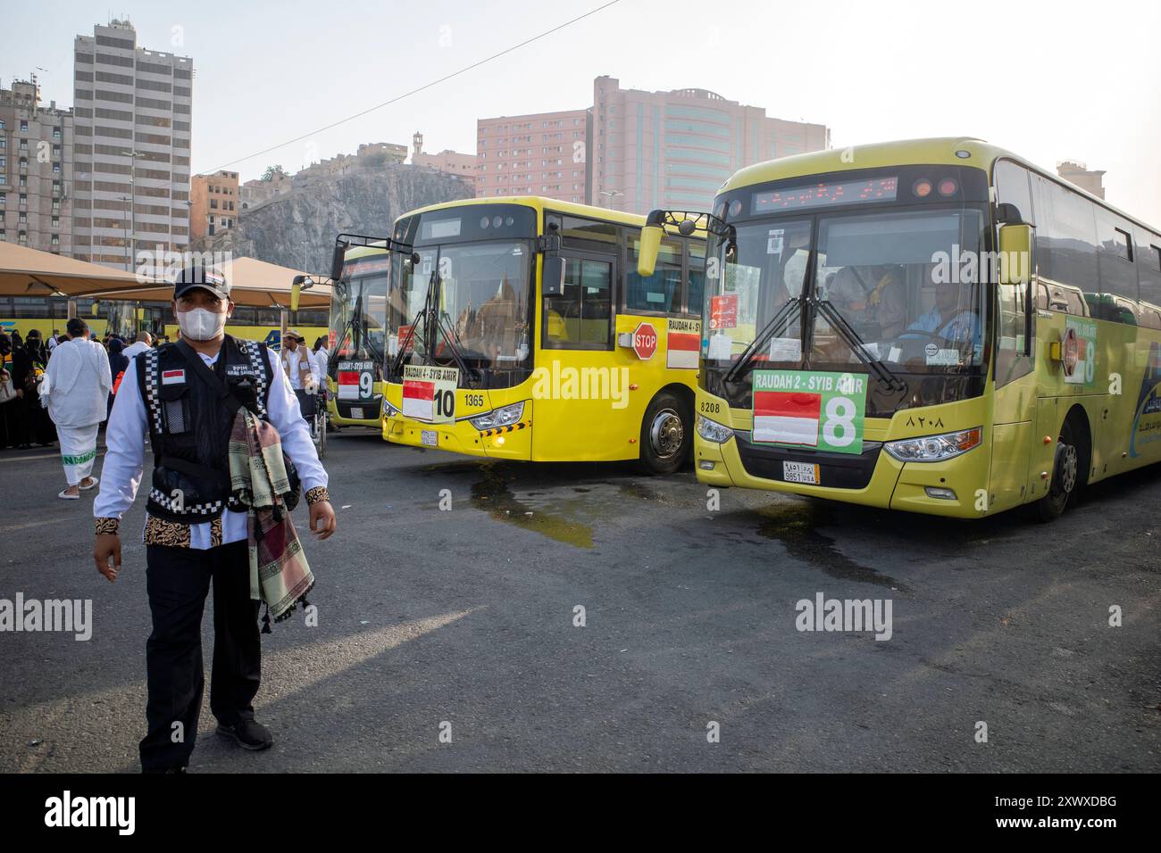 Indonesian hajj officer hi-res stock photography and images - Alamy