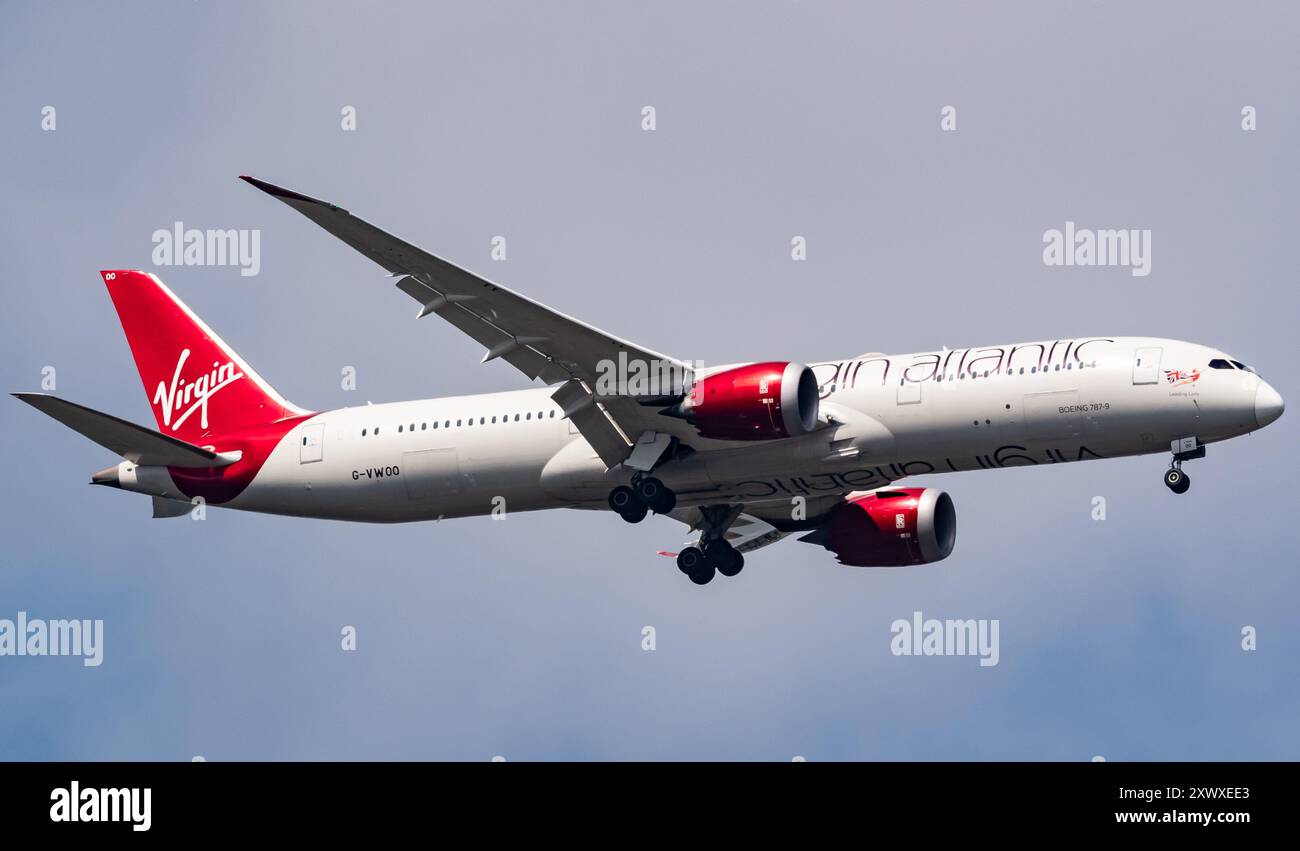Virgin Atlantic Boeing 787-9 Dreamliner G-VWOO overflies Windsor Great Park prior to landing at ...