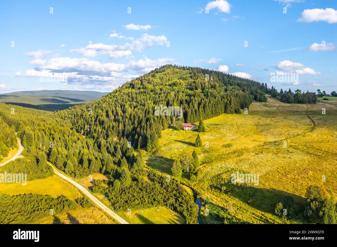 Clear hiking paths hi-res stock photography and images - Alamy
