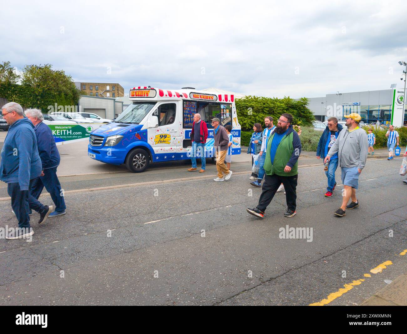 Mr whippy ice cream in the uk hi-res stock photography and images - Alamy
