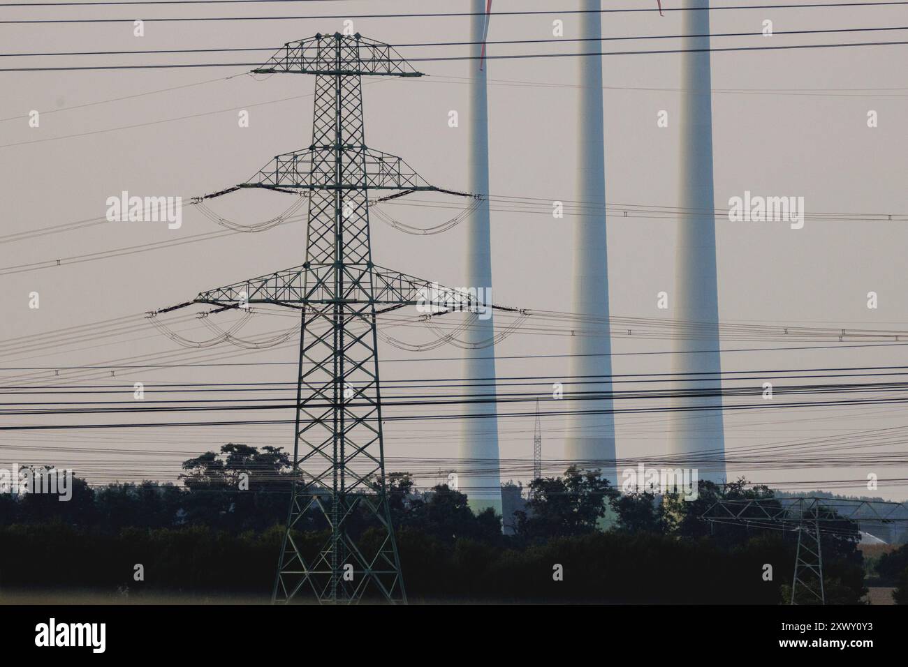 Load capacity reduction hi-res stock photography and images - Alamy