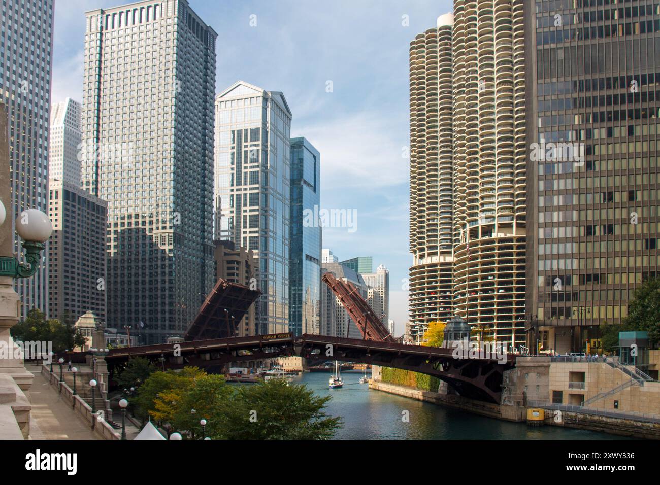 The Irv Kupcinet and Bataan-Corregidor Memorial Bridges over Chicago ...