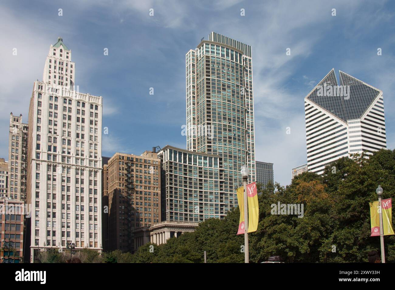 The skyline with modern architecture buildings in Chicago, IL, USA ...
