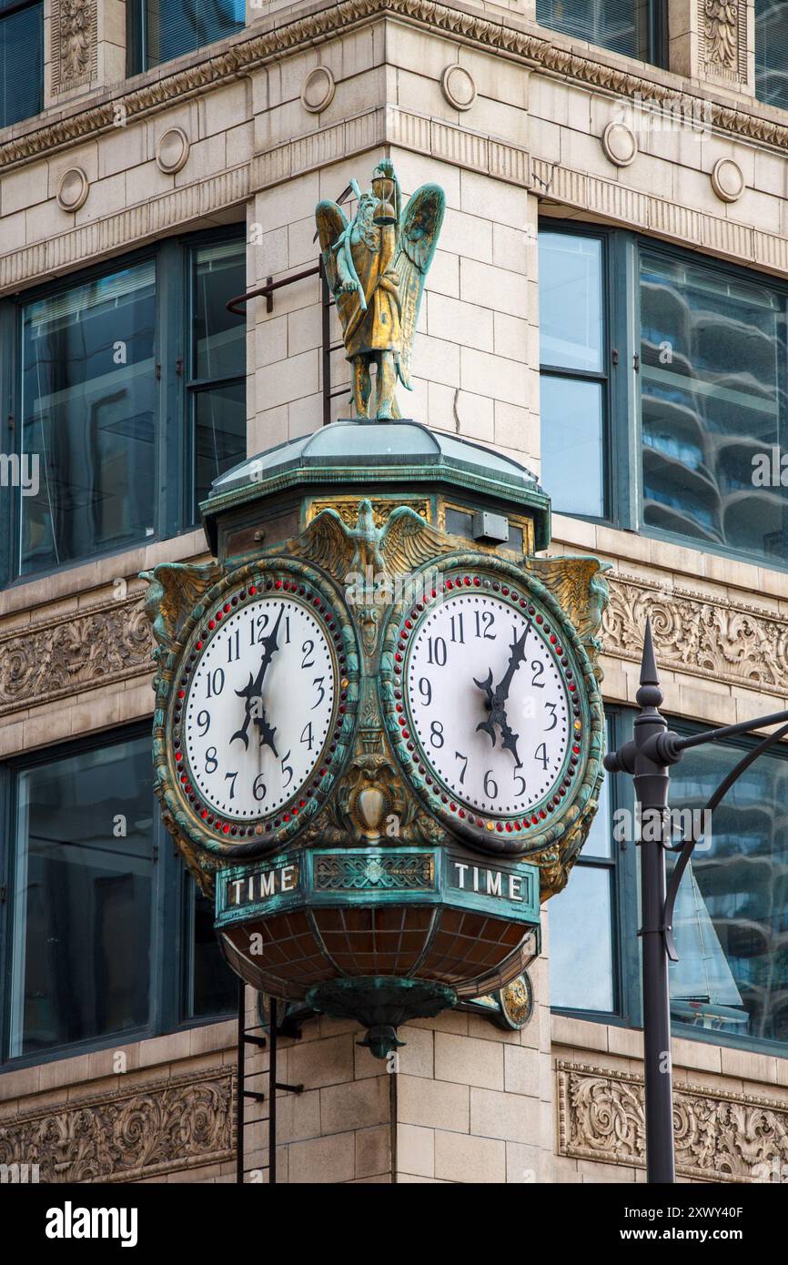 The Iconic Street Clock at Wacker Street, The Loop, downtown Chicago ...