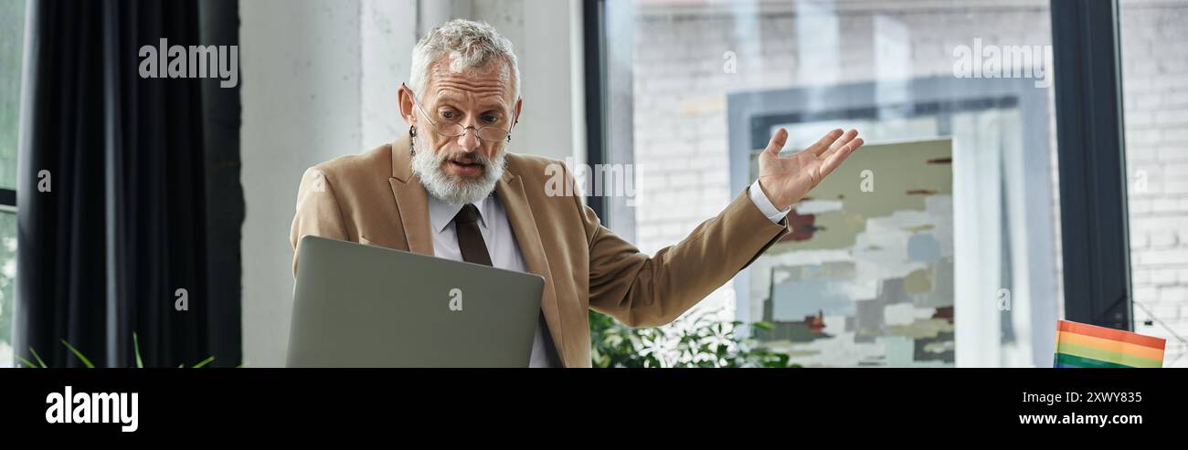 Teacher teaches respect hi-res stock photography and images - Alamy