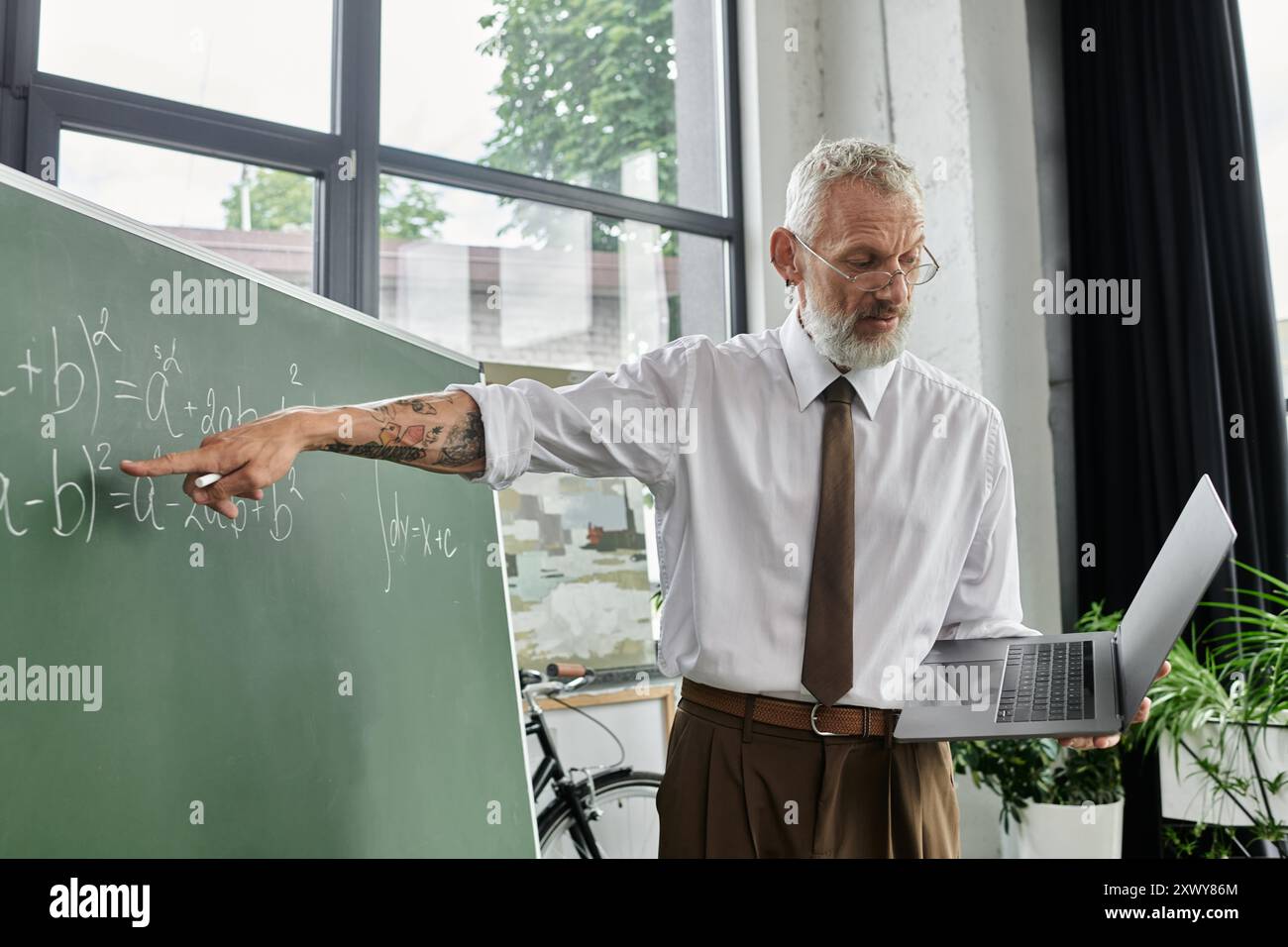 Math equation whiteboard hi-res stock photography and images - Alamy