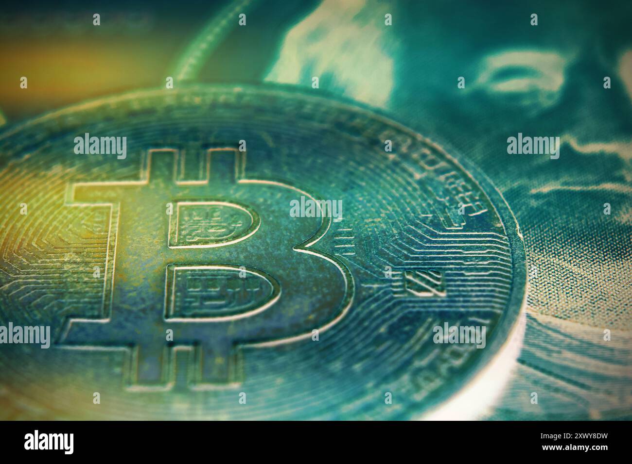 100 dollar bill close hi-res stock photography and images - Alamy