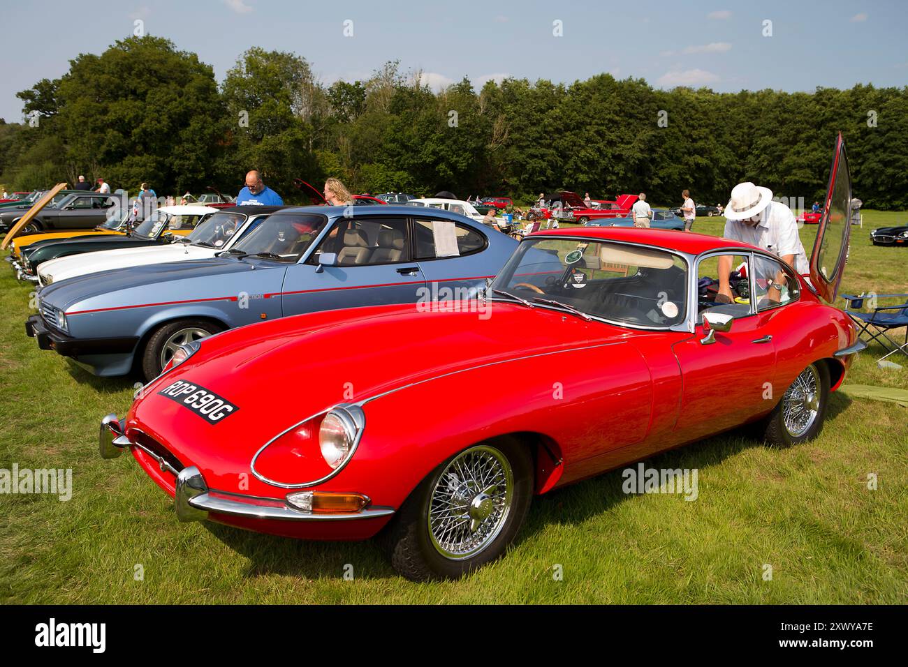 Red Jaguar E-type FHC Series 1 at the Classics at Penshurst Car Show at ...