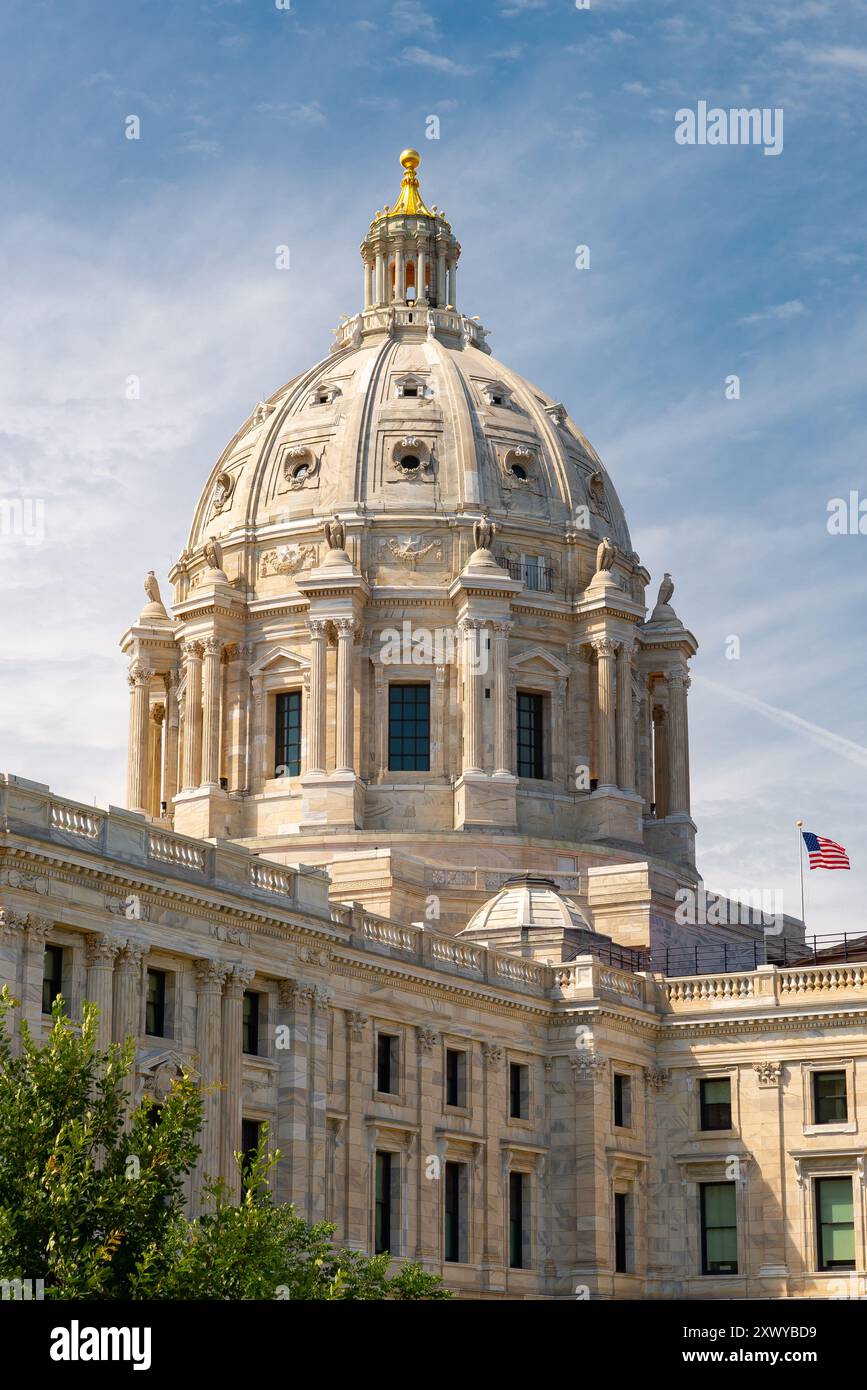 Exterior of the Minnesota State Capitol Building, built between 1896 ...