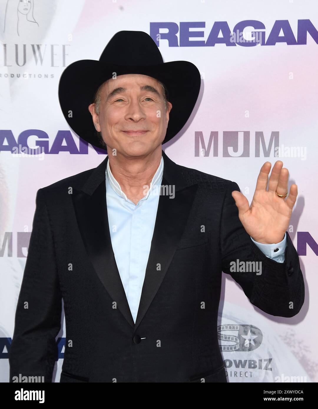 Hollywood, USA. 20th Aug, 2024. Clint Black arriving to Los Angeles ...