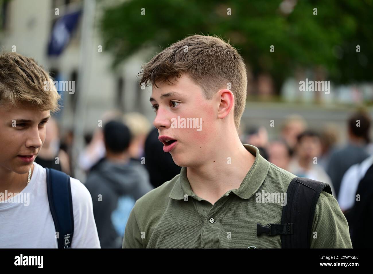 People on the street during the annual Malmö festival Stock Photo - Alamy