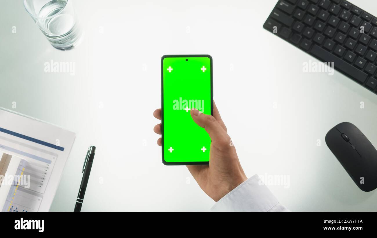 Tapping chromakey hi-res stock photography and images - Alamy