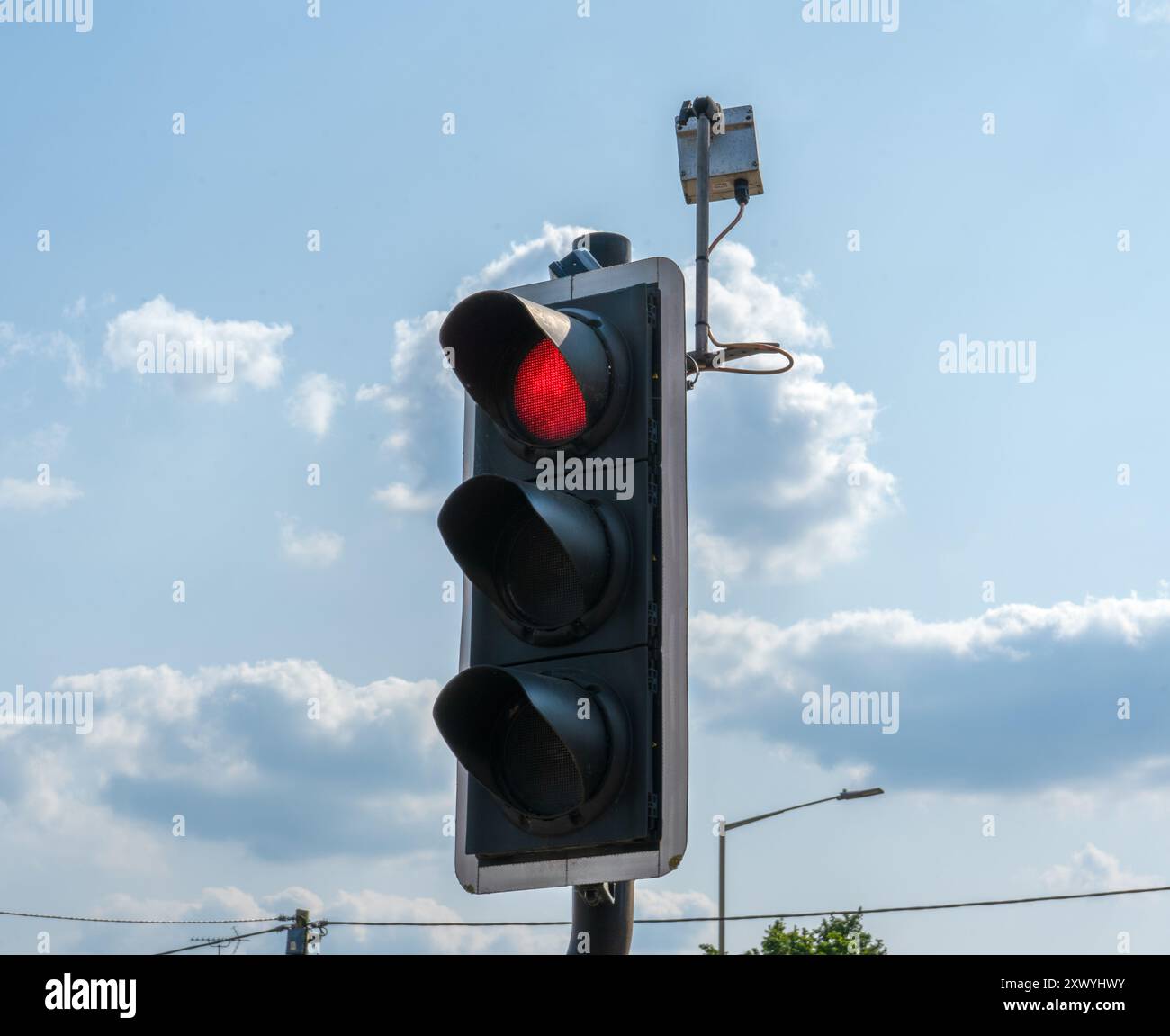 British Traffic Light Signal Red Stock Photo - Alamy