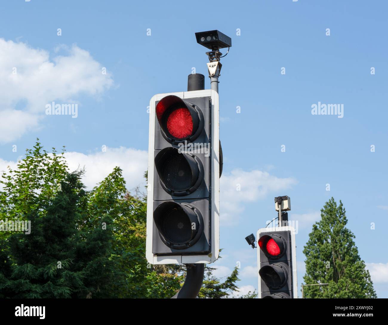 British Traffic Light Signal Red Stock Photo - Alamy