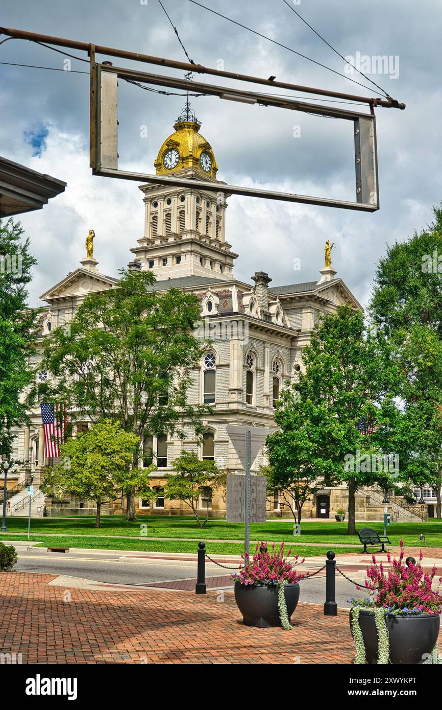 The Licking County courthouse in downtown Newark Stock Photo - Alamy