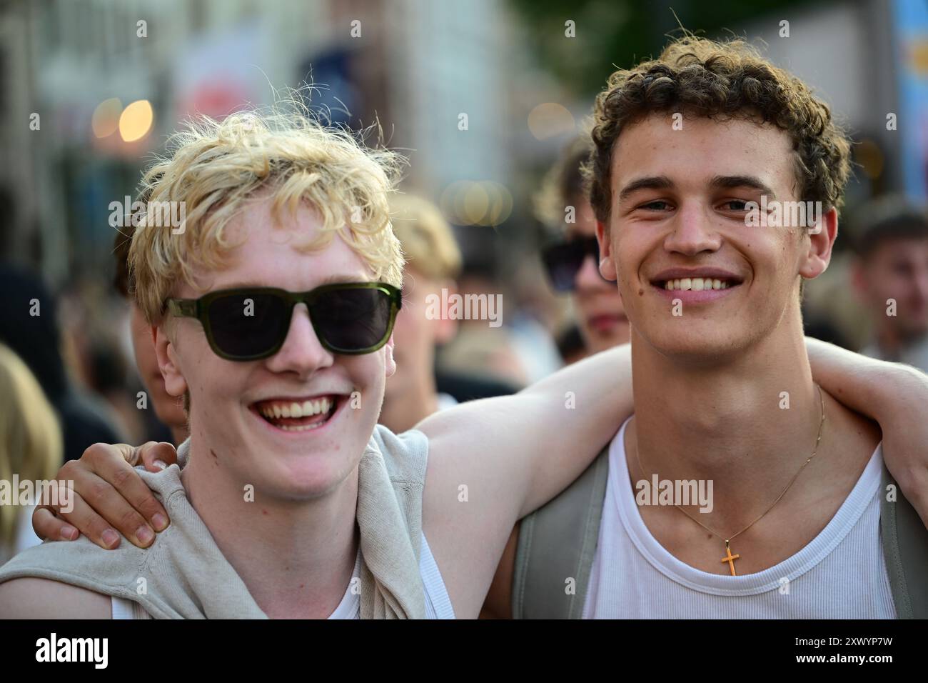 People on the street during the annual Malmö festival Stock Photo - Alamy