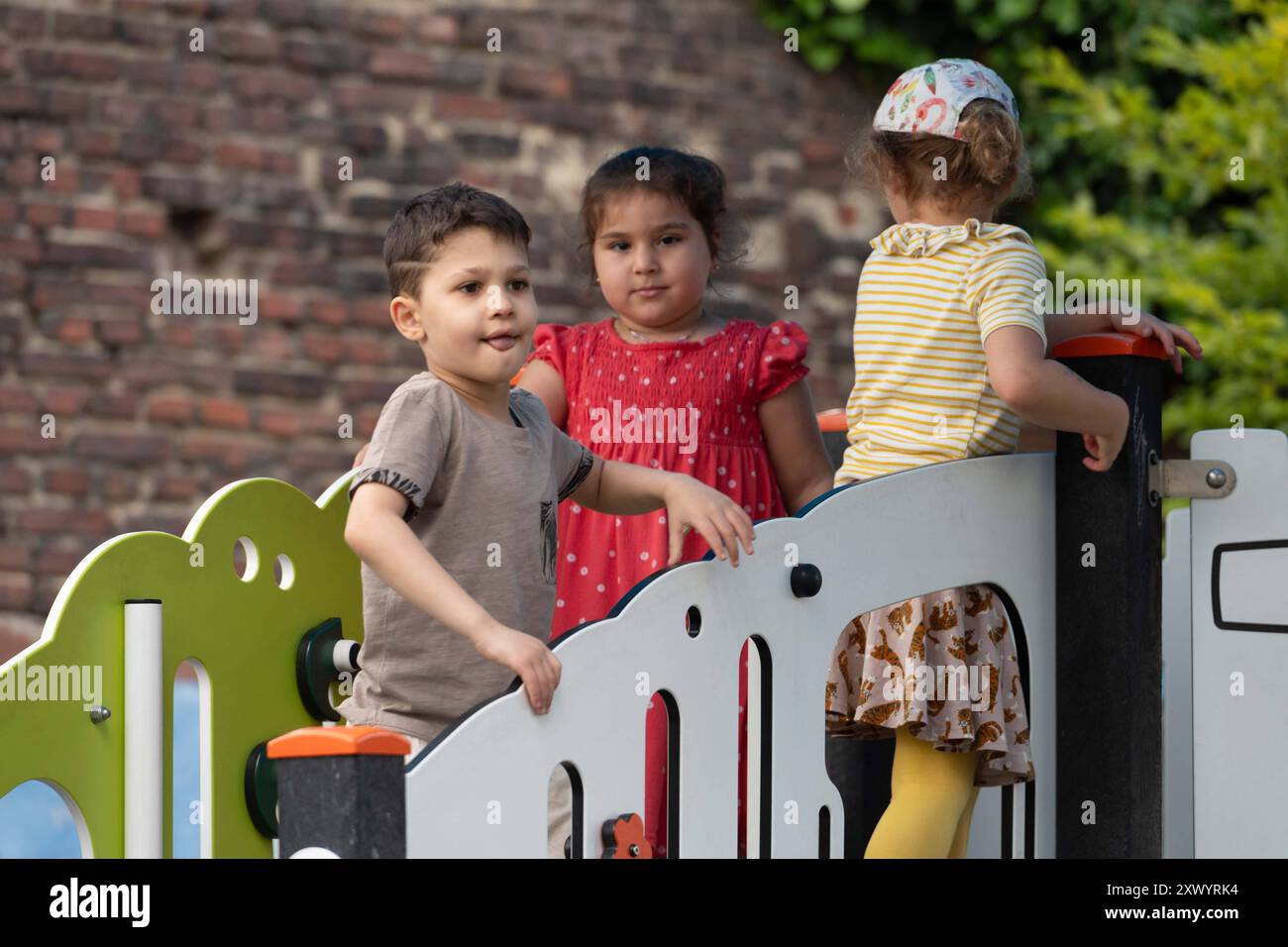 Sarah kinder hi-res stock photography and images - Alamy