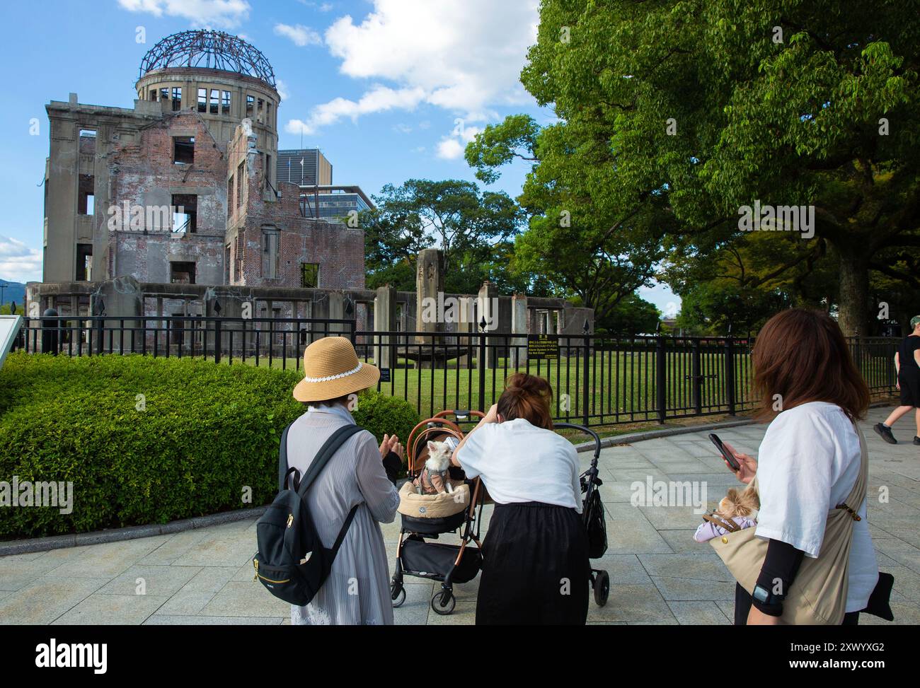 Hiroshima dome and trees hi-res stock photography and images - Alamy