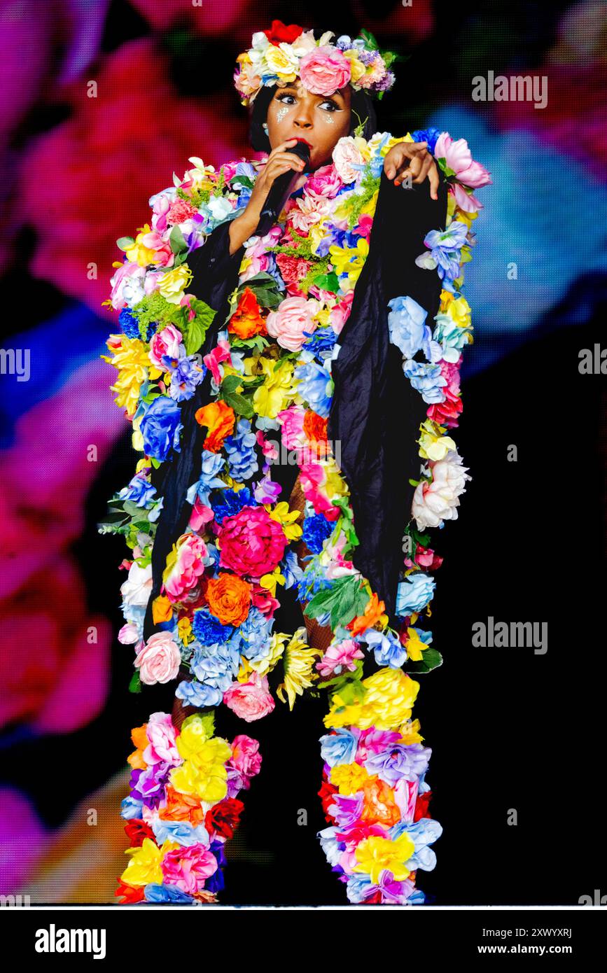 Janelle monet hi-res stock photography and images - Alamy
