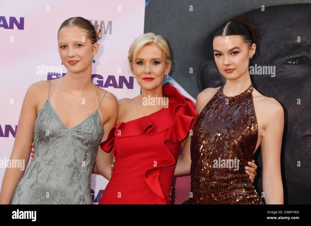 HOLLYWOOD, CALIFORNIA - AUGUST 20: (L-R) Maria Huggins, Penelope Ann ...