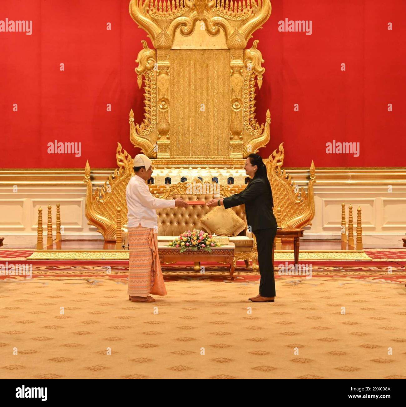 (240821) -- NAY PYI TAW, Aug. 21, 2024 (Xinhua) -- Chairman of Myanmar ...