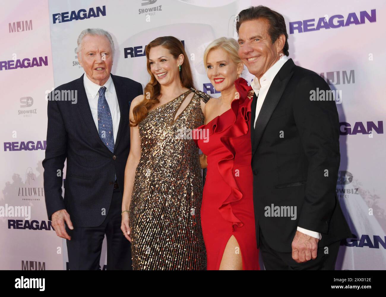 HOLLYWOOD, CALIFORNIA - AUGUST 20: (L-R) Jon Voight, Amanda Righetti ...