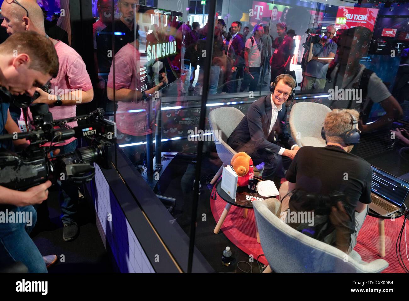 Politische Eroeffnung Computerspielemesse Gamescom 2024 NRW Ministerpraesident Hendrik Wuest im ...
