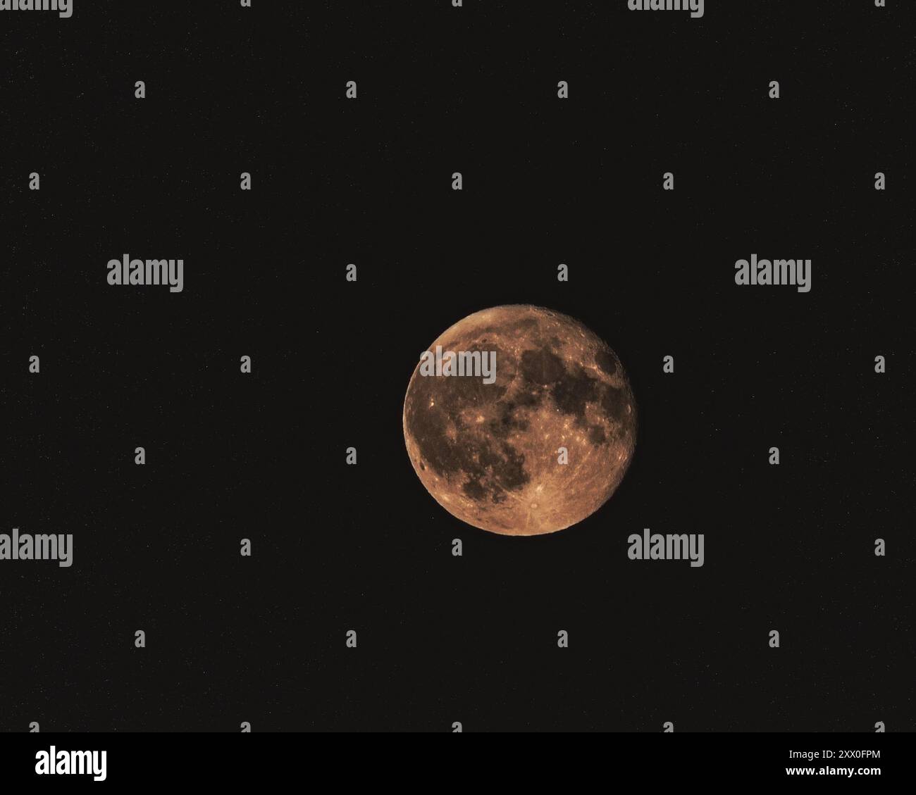 August blue full moon hi-res stock photography and images - Alamy
