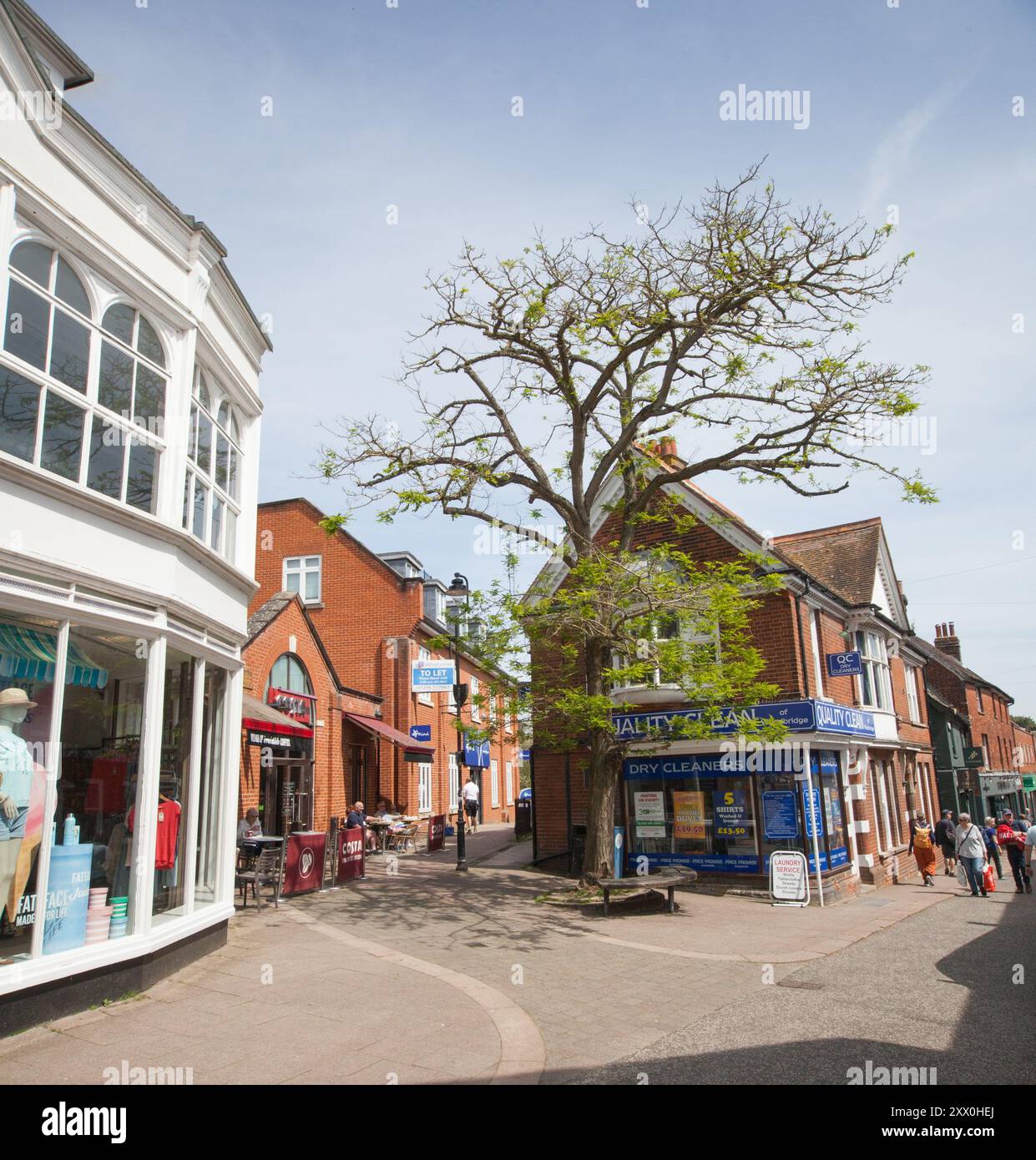 Shops and pubs on the Thoroughfare in Woodbridge, Suffolk in the United ...
