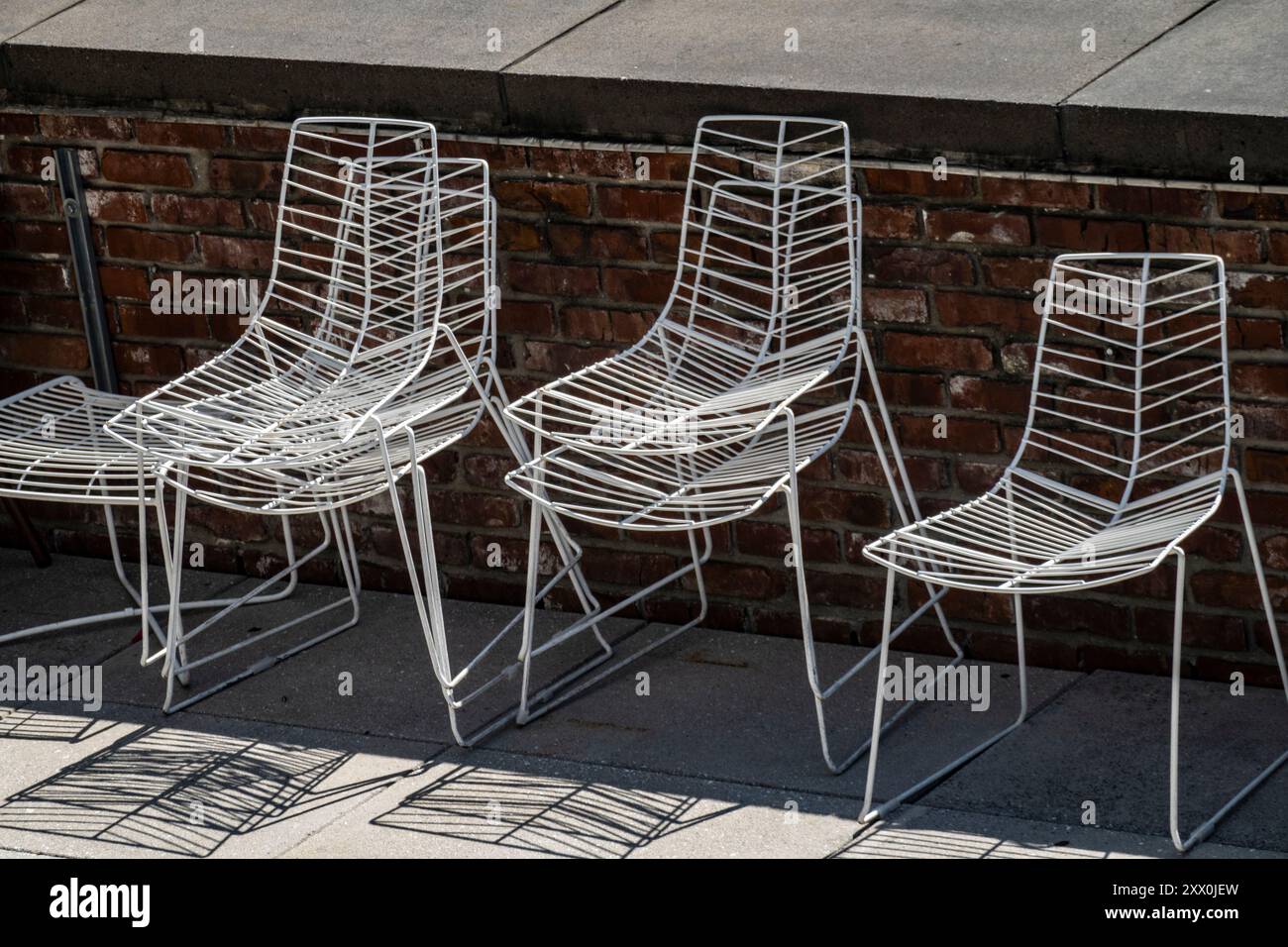 Stacking chairs hi-res stock photography and images - Alamy