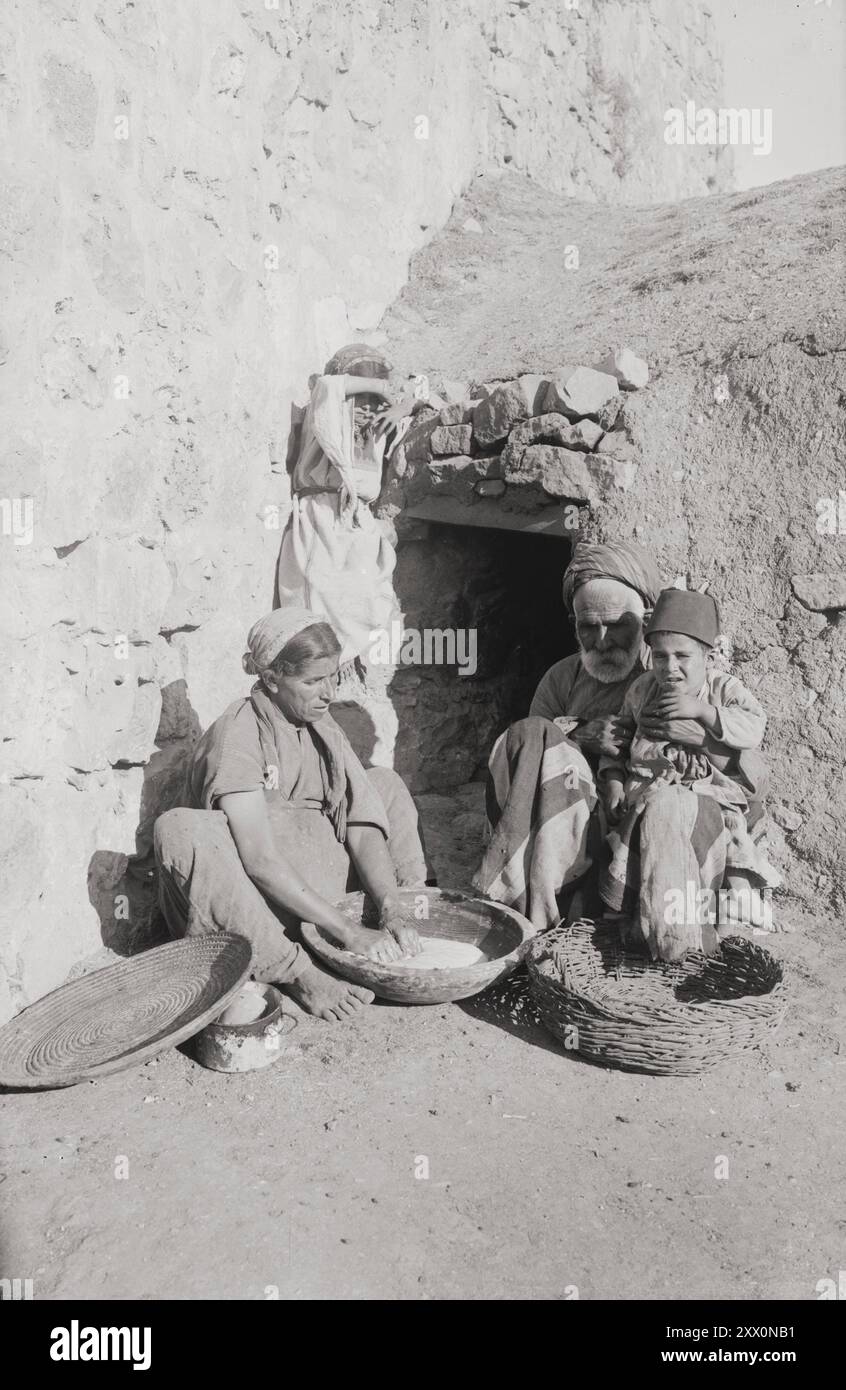 Life in Palestine in the early 20th century. Elderly palestinian ...