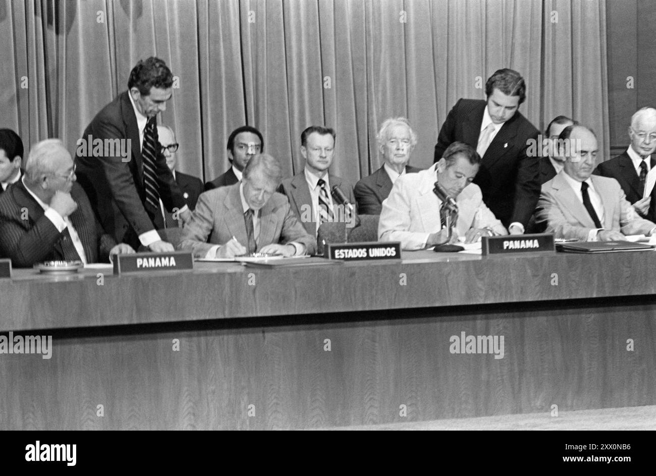 President Jimmy Carter, and General (GEN) Omar Torrijos sign the ...