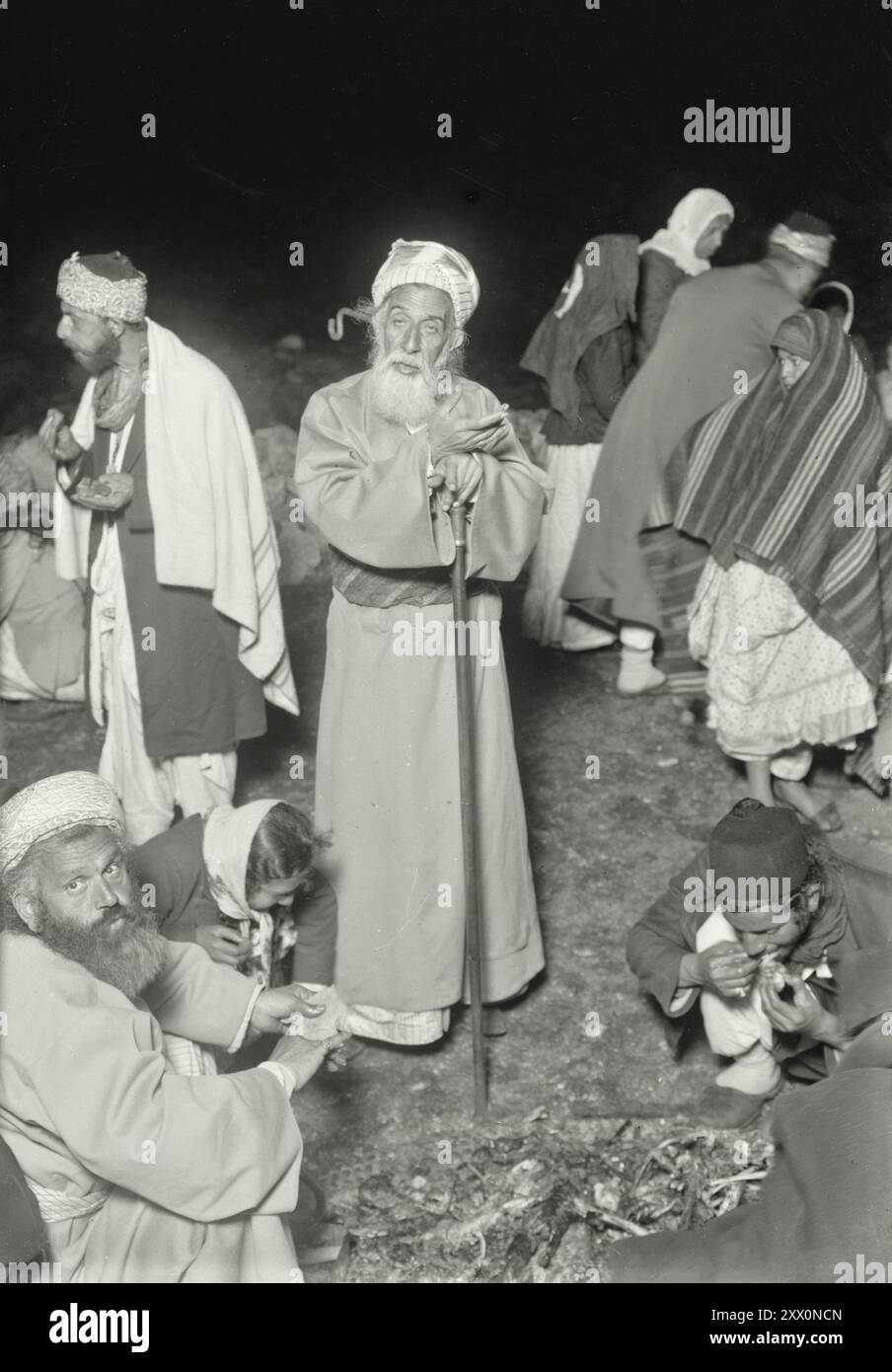 Muslim high priest hi-res stock photography and images - Alamy