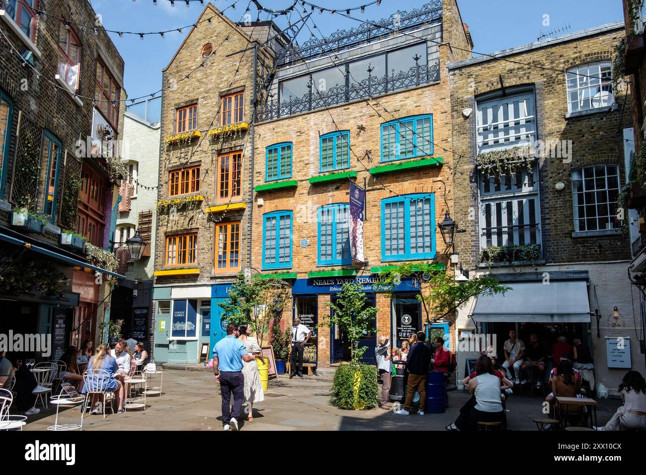 Neal's Yard, Covent Garden, London UK Stock Photo - Alamy