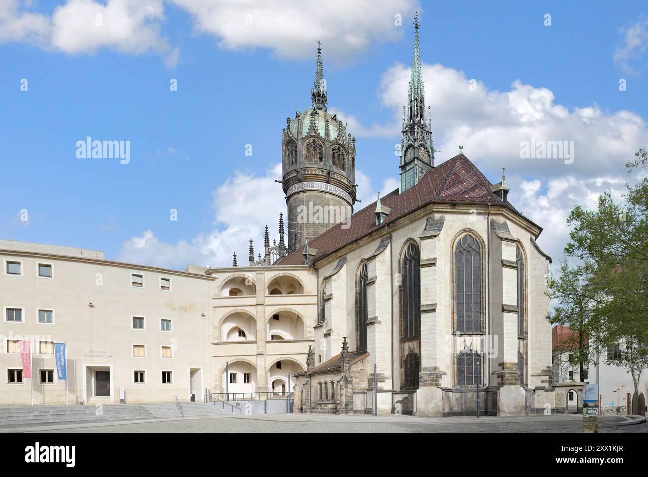 Wittenberg castle church hi-res stock photography and images - Alamy
