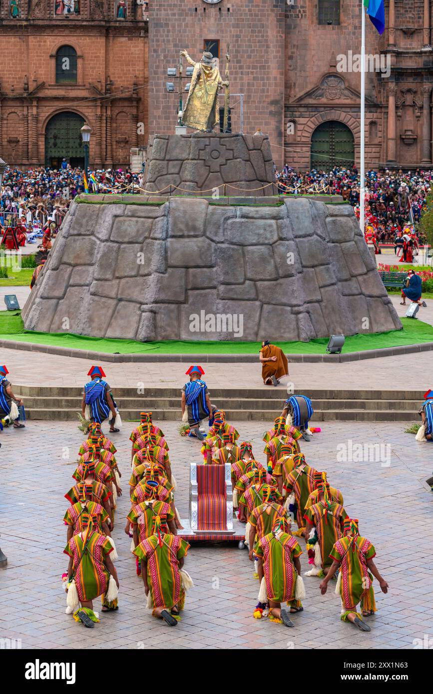 Performers during inti raymi festival hi-res stock photography and ...
