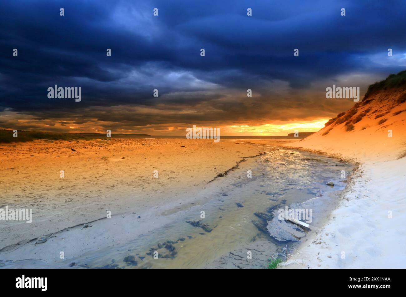 Dunnet Bay at sunset, near Thurso, Caithness, Scotland, United Kingdom ...