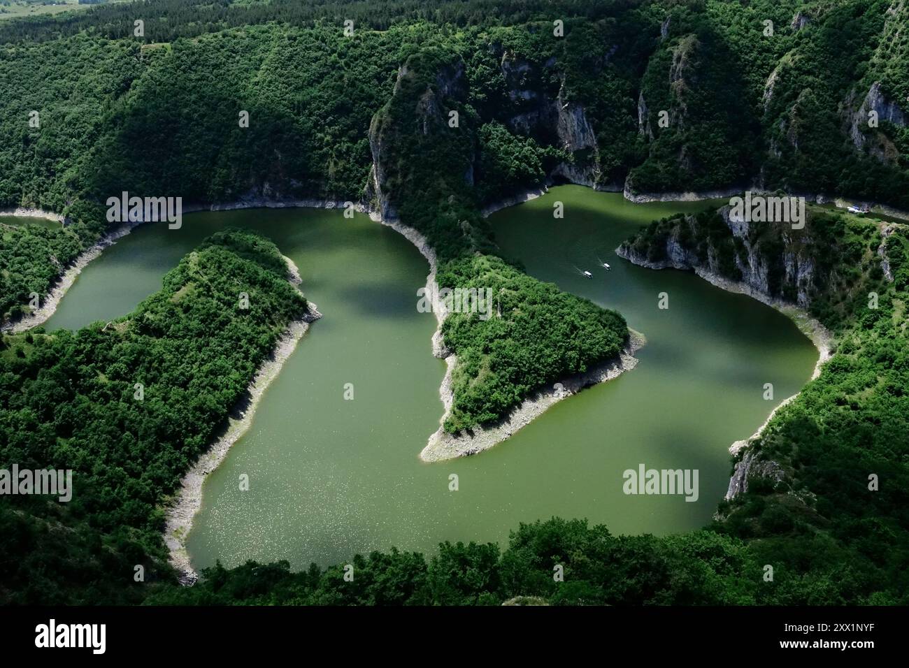 Water meanders hi-res stock photography and images - Alamy