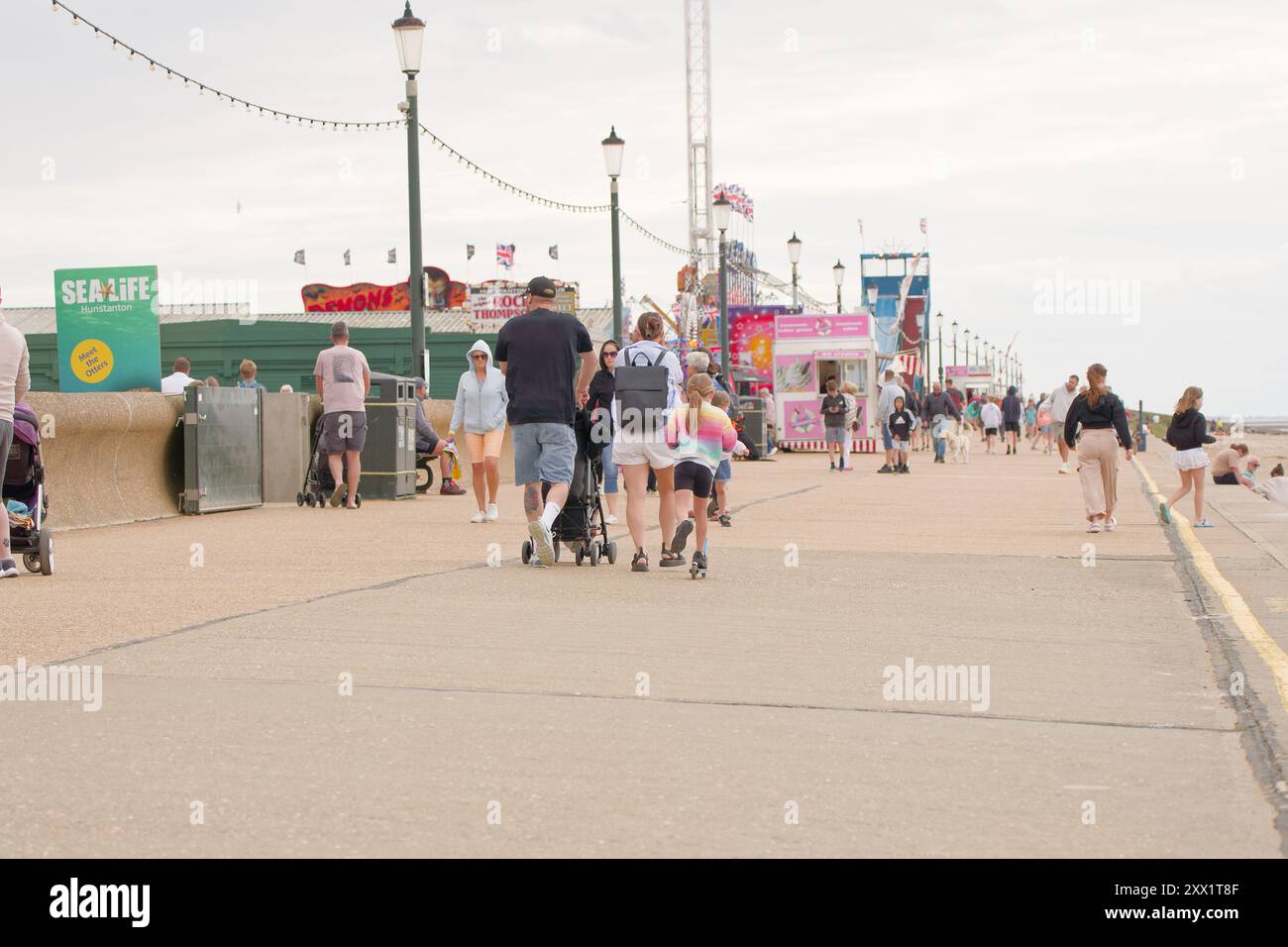 Sea front and beach at Hunstanton, Norfolk, UK Stock Photo - Alamy