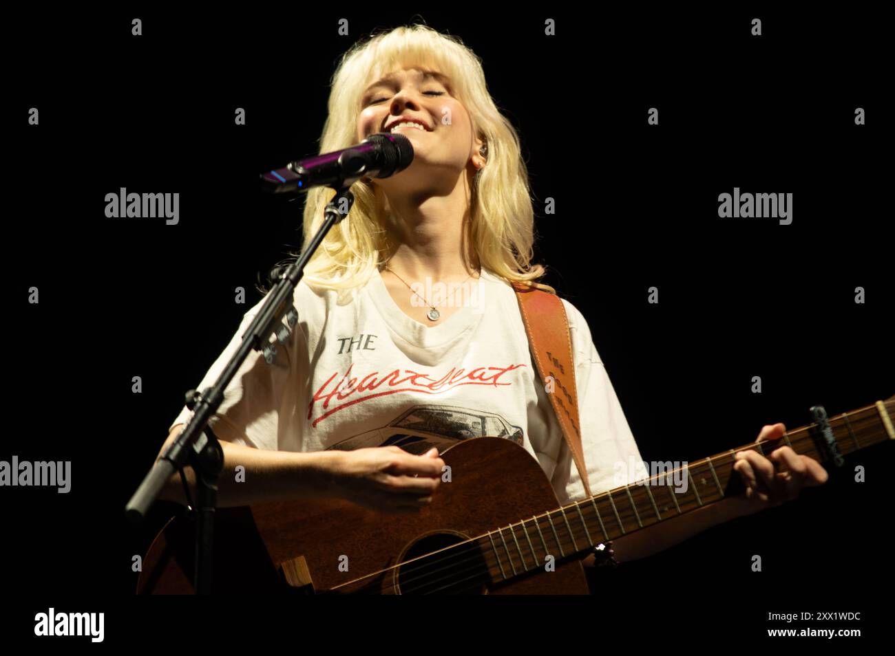 London, United Kingdom. 21th August 2024. Maisie Peters plays at the O2 ...