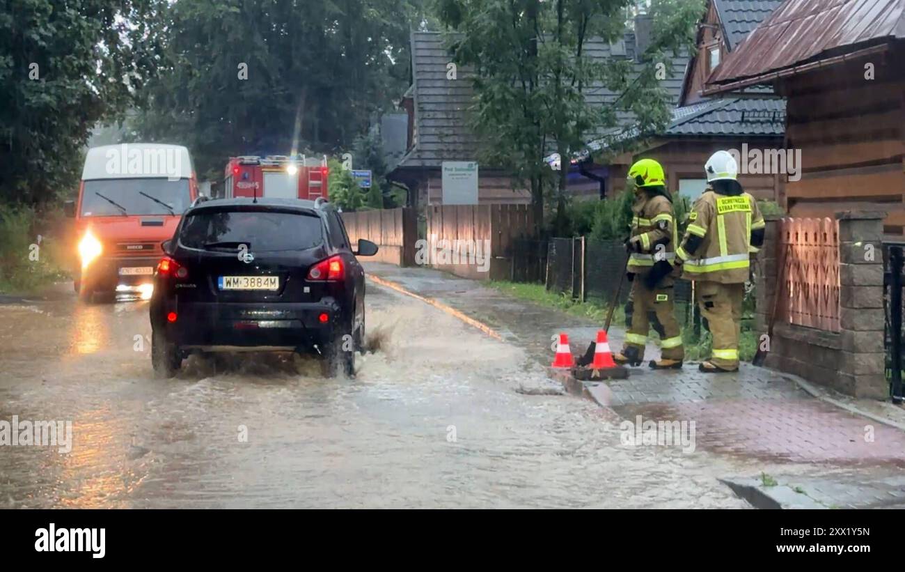 Starke Gewitter und Unwetter zogen am Dienstag über die Hohe Tatra hinweg. Besonders heftig traf ...
