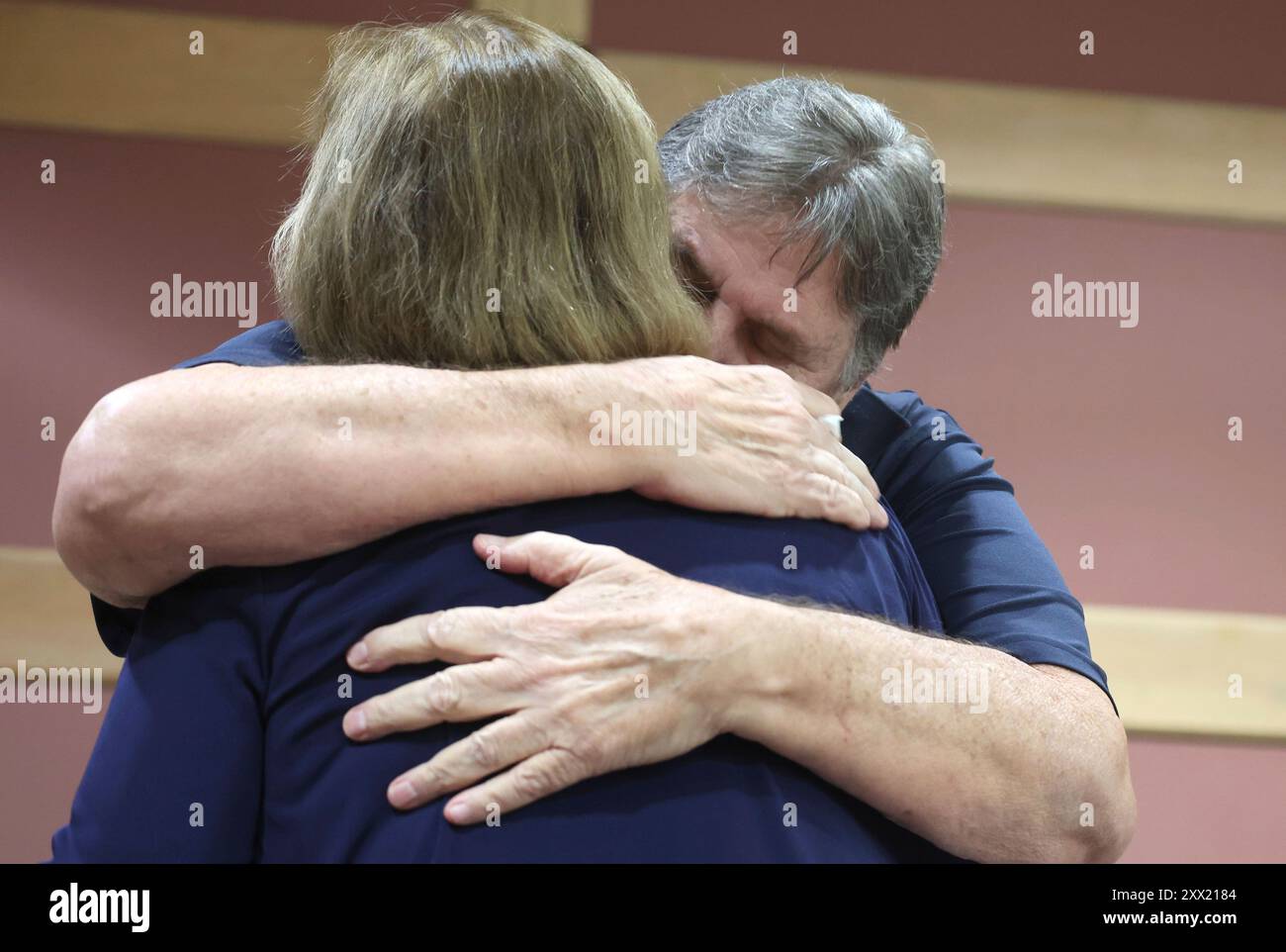 Joe and Rae Dowling comfort each other during a hearing for Terry ...