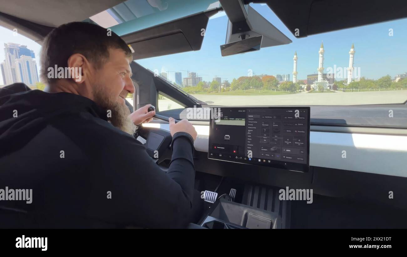 Ramzan kadyrov cybertruck hi-res stock photography and images - Alamy
