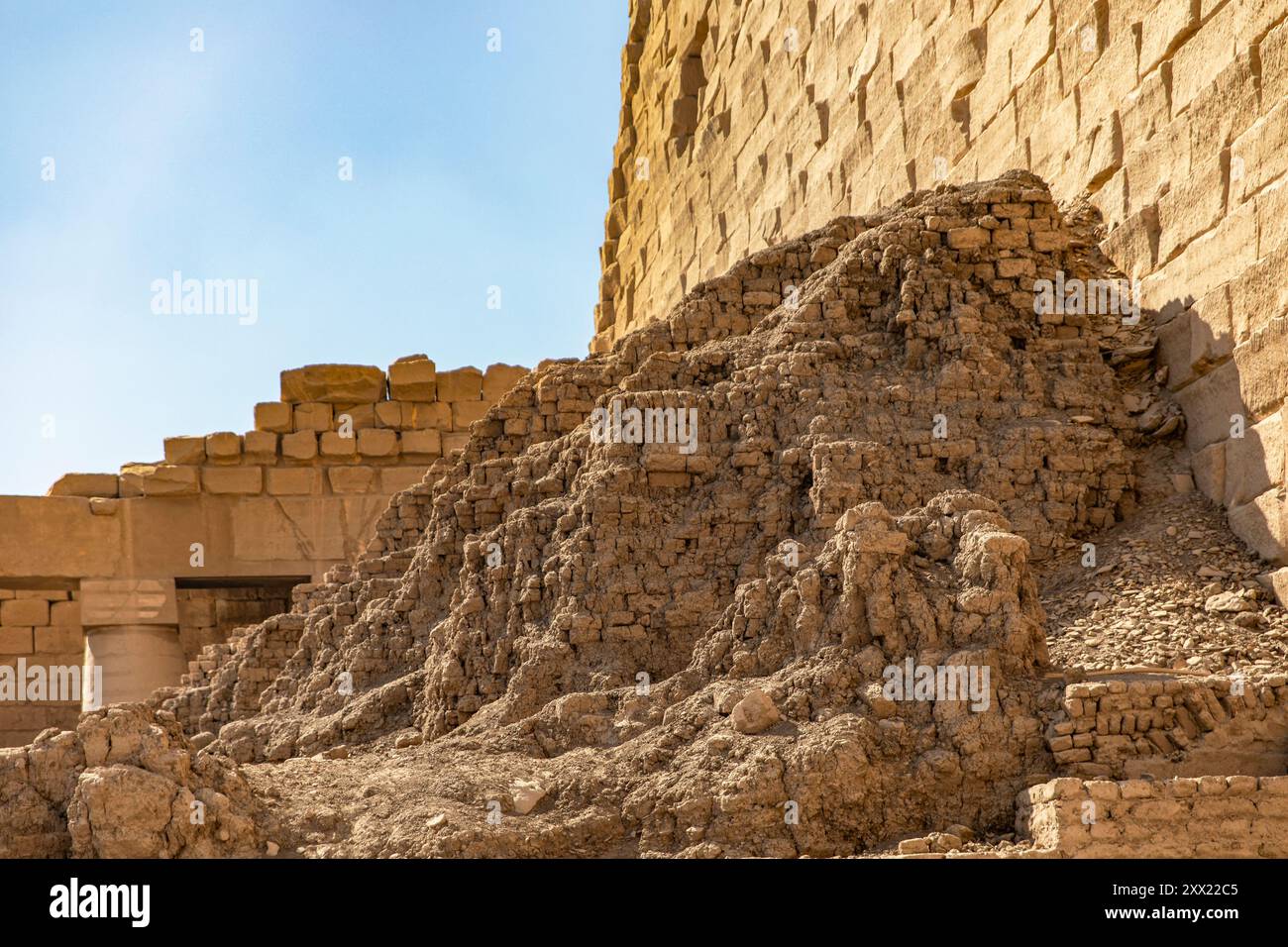 Egypts ancient wonders hi-res stock photography and images - Alamy